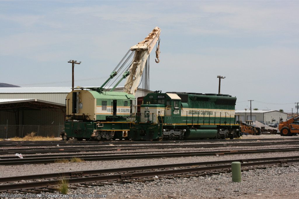 ARZC 4004 and a RR crane